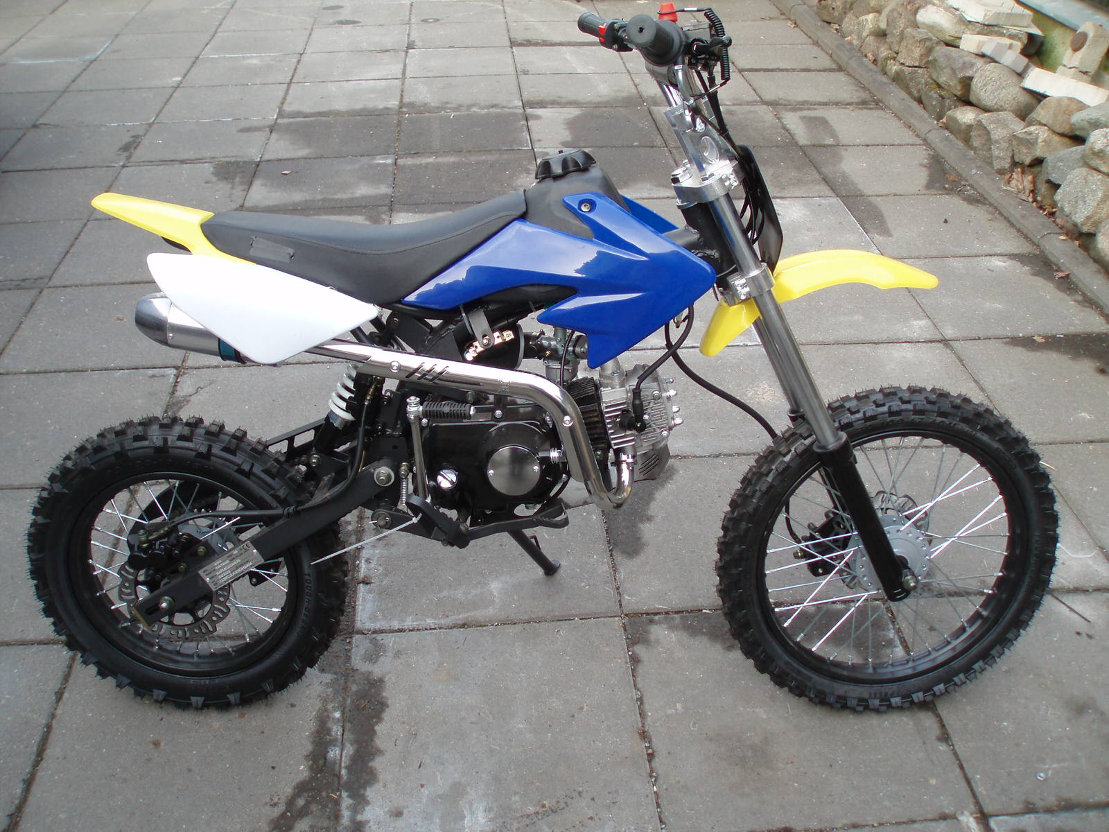 KROSSIKAS 125CC XR2 SININE-KOLLANE KICK STARTER - Wõro Moto